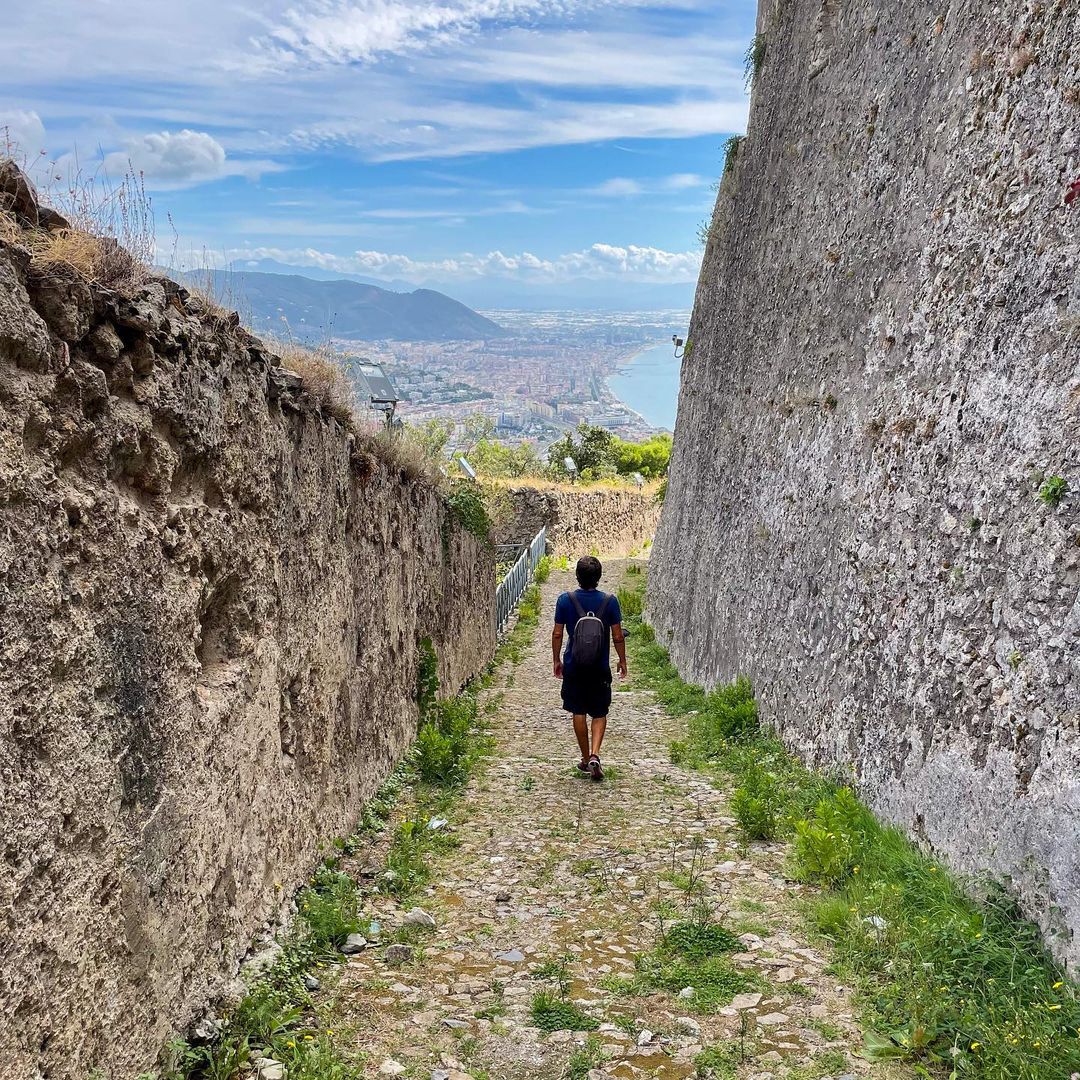 Castello di Arechi - Salerno nos sorprendió MUCHÍSIMO! Italia ...